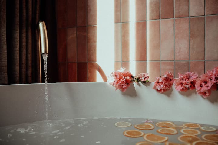 Luxe Studio · Caesia By Melo Studios. Walk To Town - Yallingup