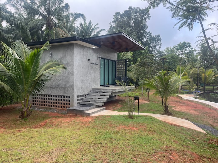 Family Room 2 - Thailand