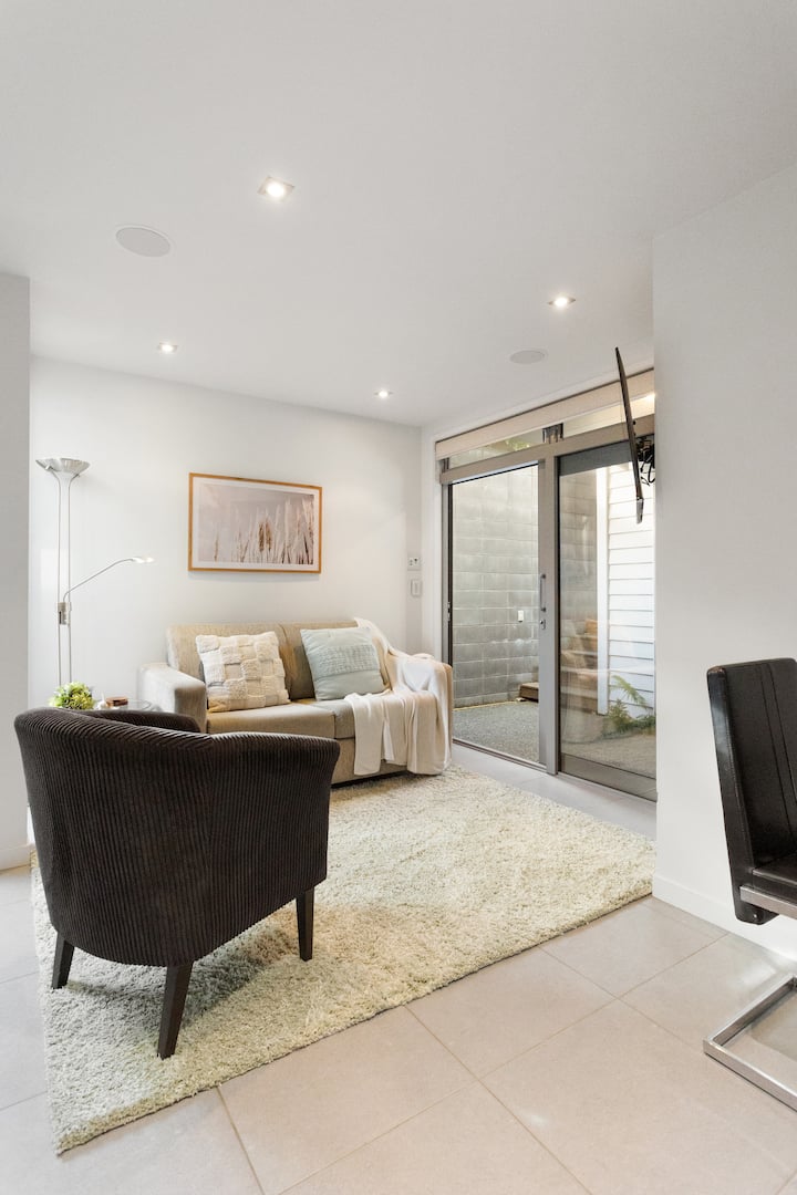 Relaxed Beachside Nook
– Walk To The Beach - Mount Maunganui