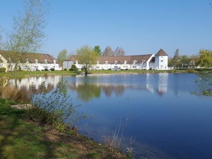Lakeside 85 - Cirencester