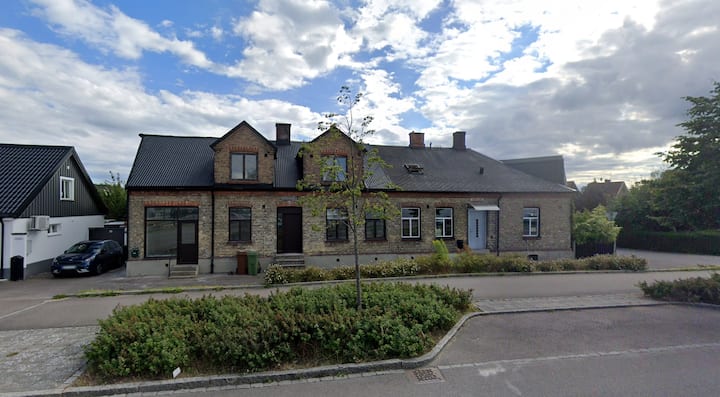 Big Nice House - Only For Workers (Landskrona) - Graen