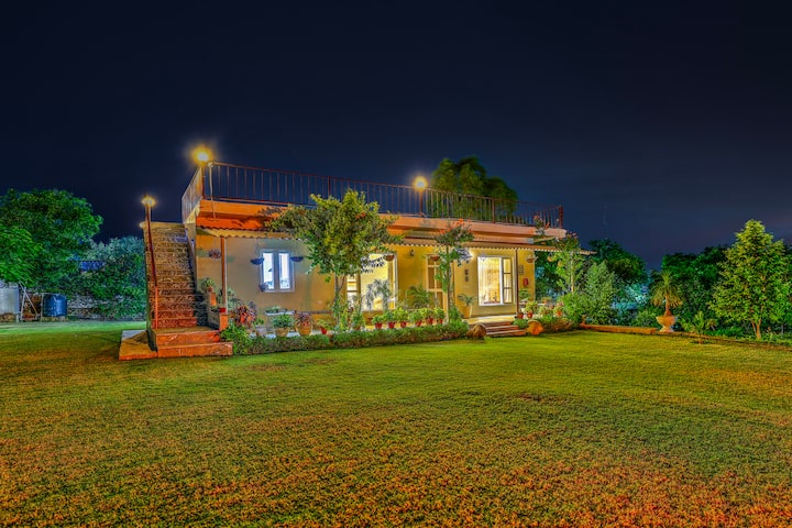 Pet-friendly Farm W/ Pvt Pool & Lush Garden - Sohna