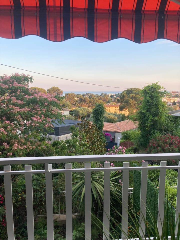 Appartement Cosy Au Calme - Le Cannet