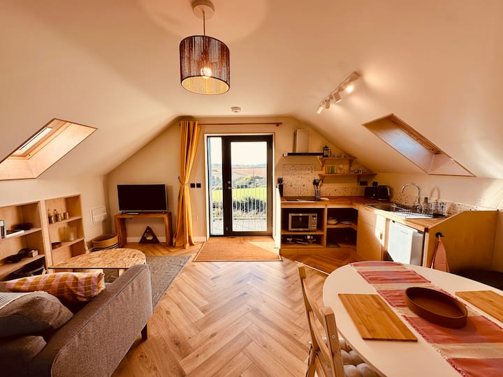 Studio Apartment With Parking In St Agnes - Porthtowan