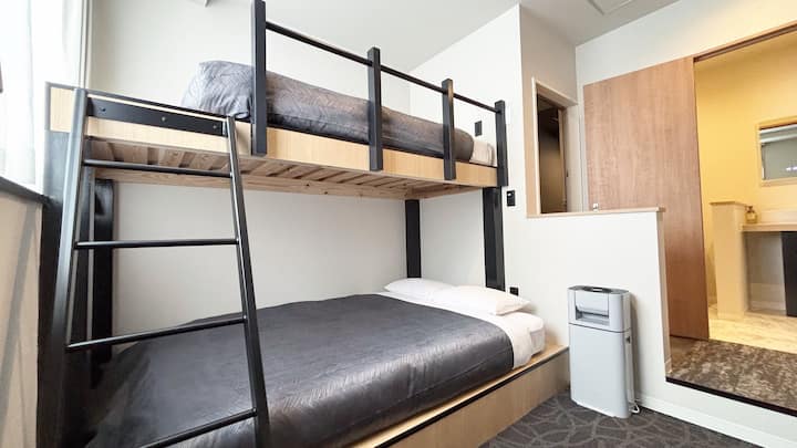 【Hen-b】グループにおススメ!中州川端からすぐでアクセス良好! - Fukuoka