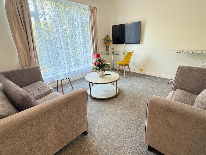 Charming 2-bedroom Flat, Wi-fi, Near Oxford Centre - Oxford