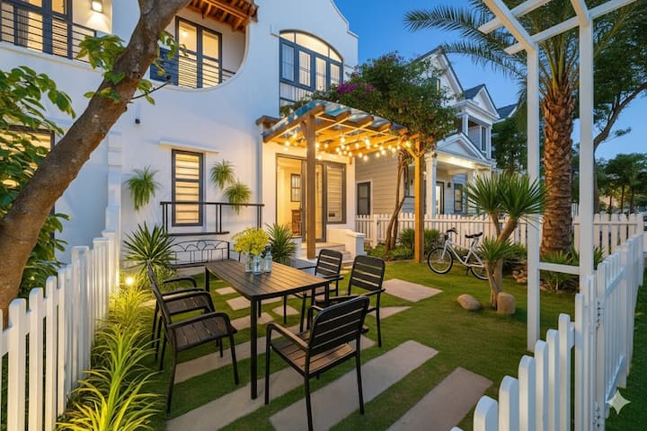 4br Spacious Villa • Near Beach & Infinity Pool - Vietnam