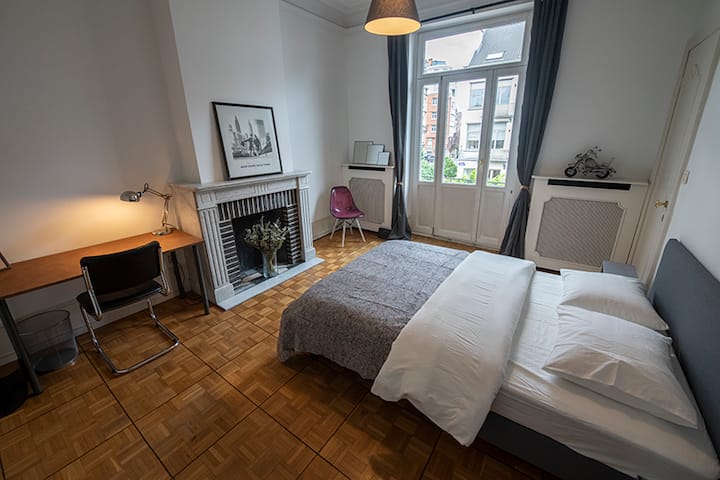 #3 Charming Private Bedroom With Comfort - Woluwe-Saint-Lambert
