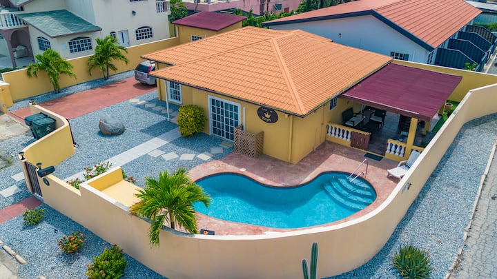 Casa De Reyes - Cozy And Private Vacation Home - Aruba