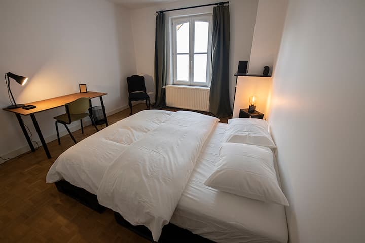 #4 Charming Private Bedroom With Comfort - Woluwe-Saint-Lambert