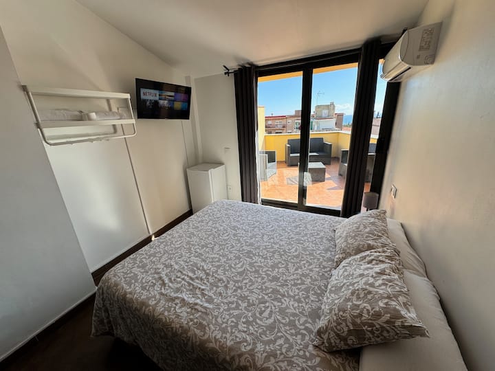Gran áTico Con Terraza, Cocina Y Baño Privado A3 - Mataró