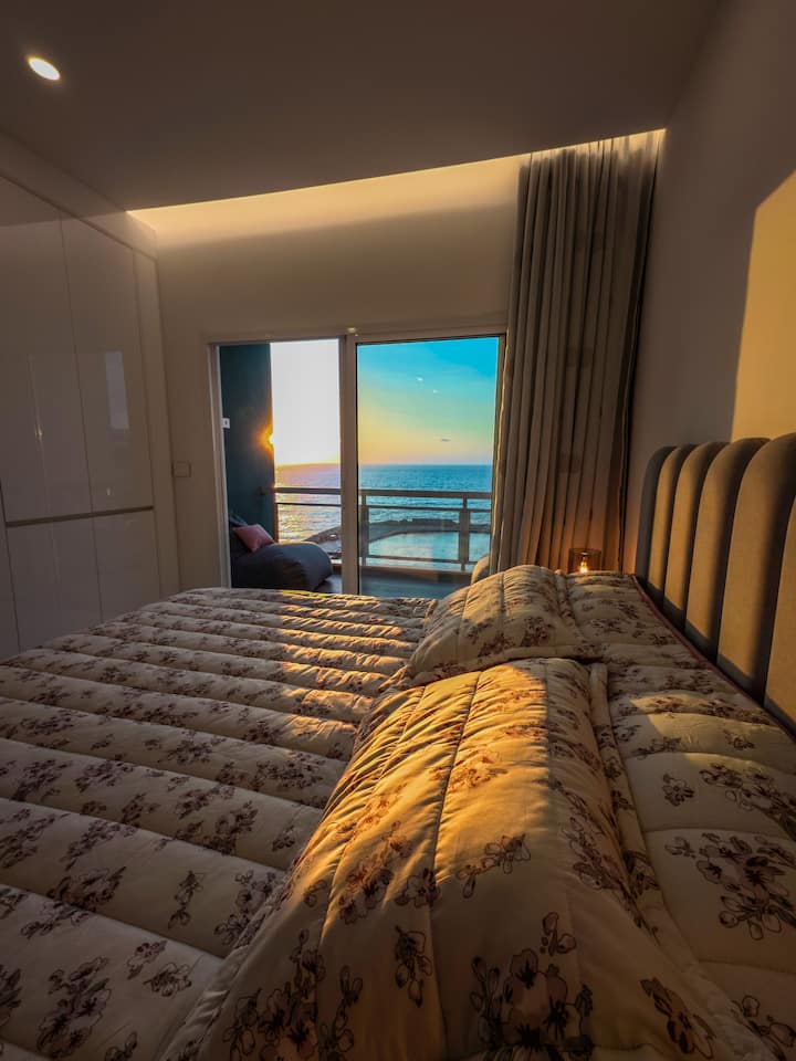 Modern Beachside Apartment With Sea View! - Liban