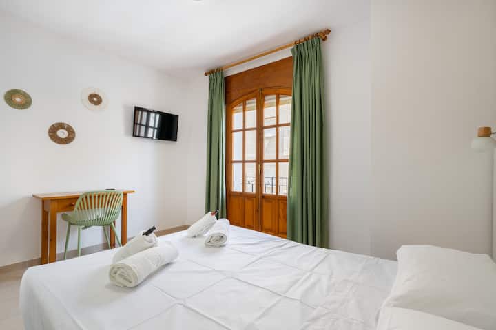 Habitación Cuádruple Con Balcón Bf Rooms Garrucha - Garrucha