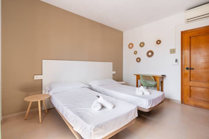 Preciosa Habitación Con Balcón Bf Rooms Garrucha - Garrucha