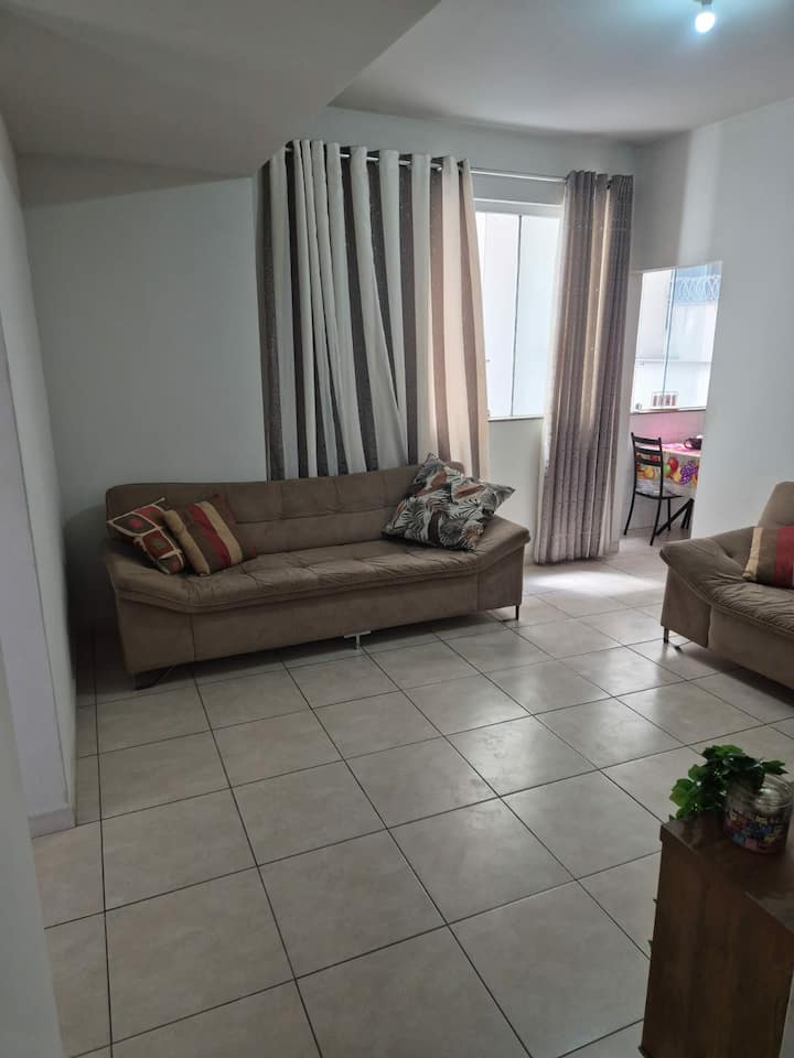 Apto Centro Divinópolis
Suíte Garagem E Elevador - Divinópolis