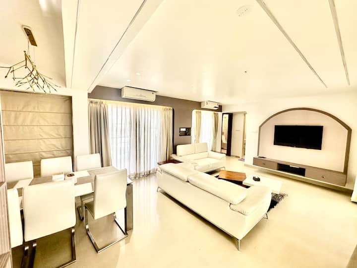 Stylish City-view Penthouse 2bhk+terrace @ Kharadi - Pune