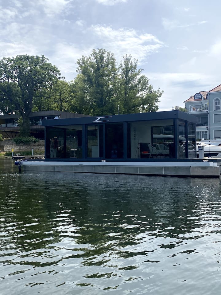 Traumhaftes Hausboot – Ruhe,wasserblick & Komfort -