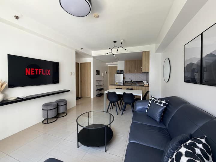 Tandem Units Big Groups | 2br + 1br | Same Floor - Pasay