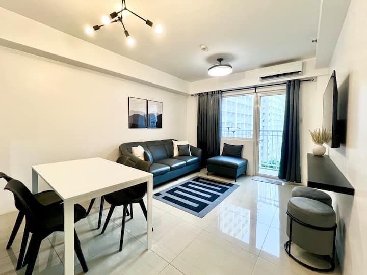 Tandem Units Big Groups | 2br + 1br | Same Floor - Manila