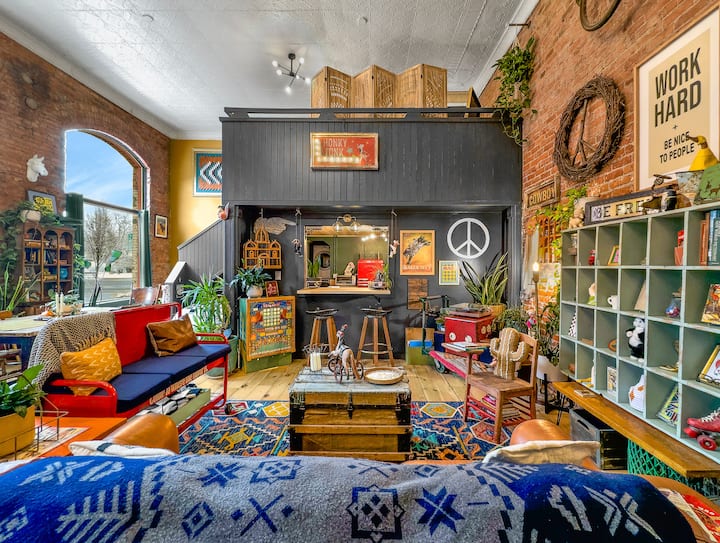 The Mad House Out West - Baker City, OR