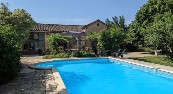 La Sacristie - Gîte Avec Piscine Partagée - Graulhet