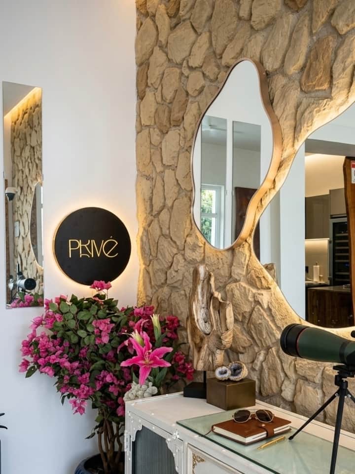 Privé Villa | Pool | Luxury Stay | Jungle Safari - Jim Corbett National Park