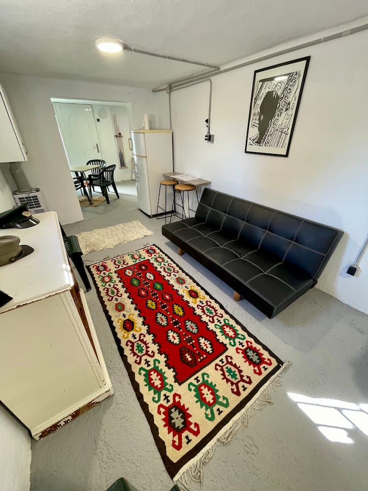 Bajo De 70 Metros - Cheste