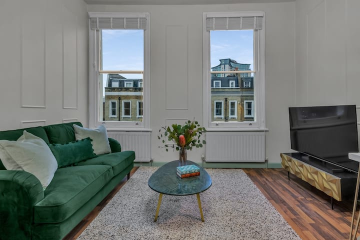 Compact 1 Bed Apartment In Kensington - Earl's Court