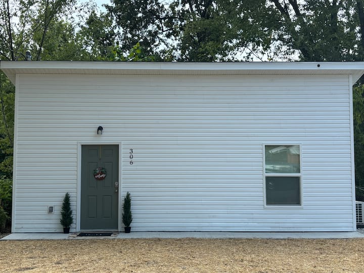 Adorable Furnished Tiny Home(adu) - Columbia, MO