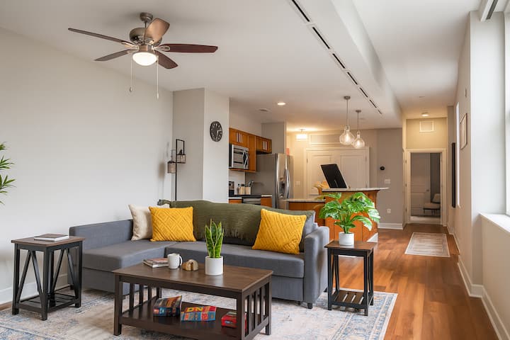 Downtown Luxe | Casino - Cleveland, OH