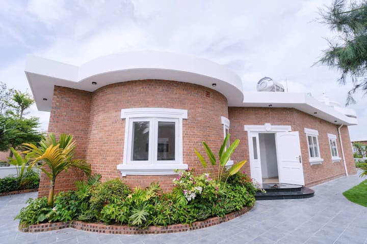 Villa 3 Phòng Ngủ Gần Biển – Nghỉ Dưỡng ĐẳNg Cấp - Tỉnh Hà Tĩnh