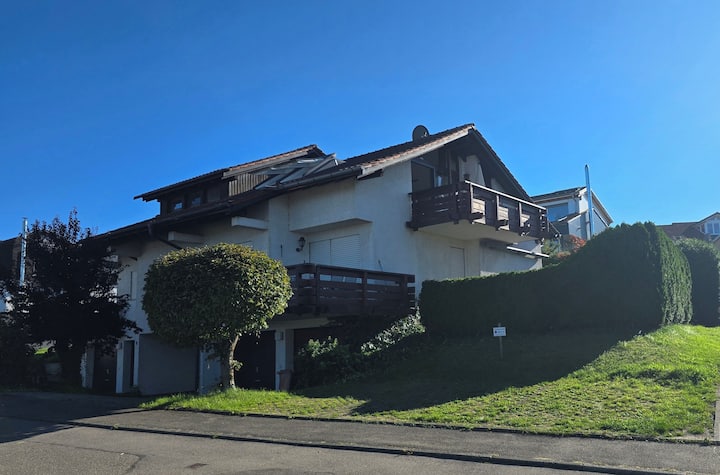 Moderne Ferienwohnung Mit Bezaubernder Seesicht - Gaienhofen