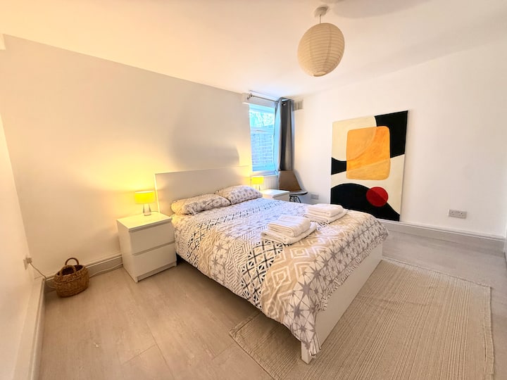 Cozy & Stylish 2 Bedrooms Flat (Central Location) - London
