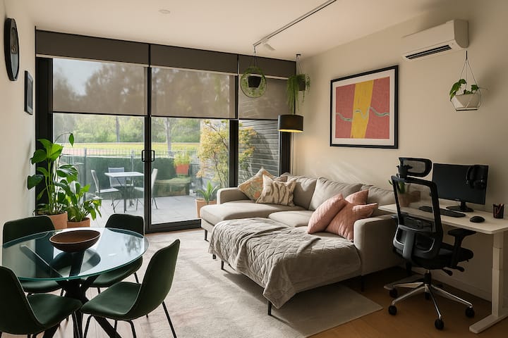 Urban Oasis Escape | Smart Living Meets Nature - Carlton