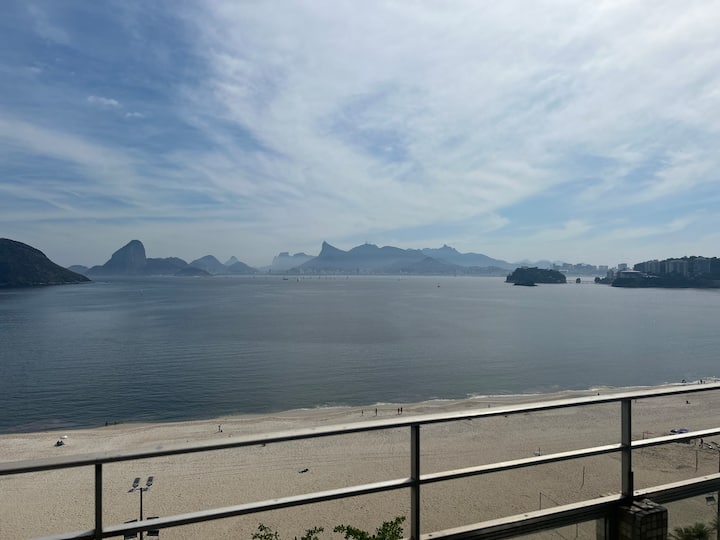 Apartamento Com Vista Incrível Para O Rio! - Niterói