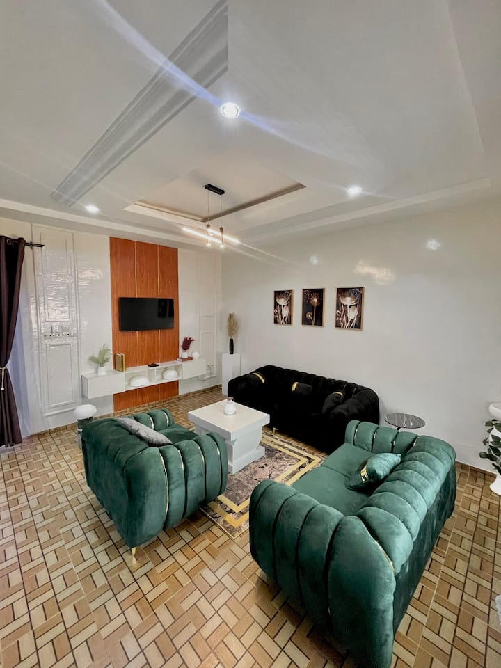 Appartement Lumineux, Spacieux Et Moderne - Bénin