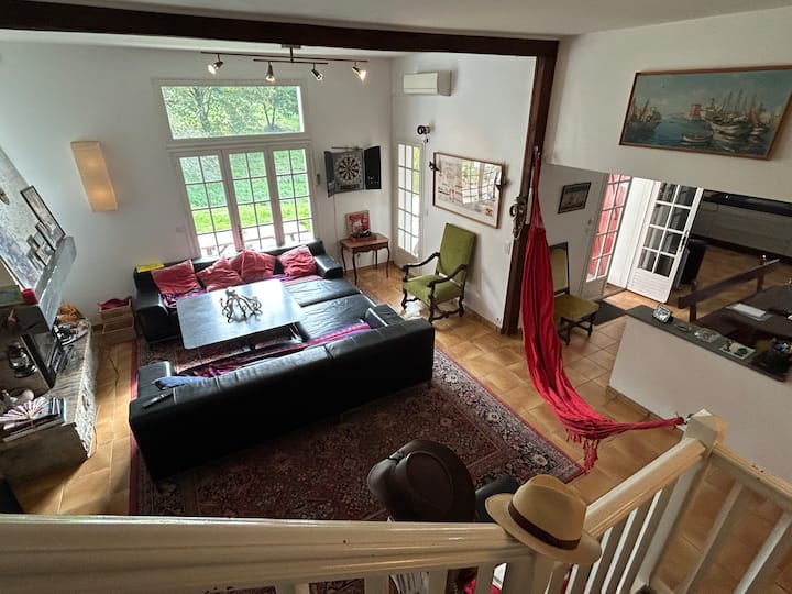 Maison Basque Atypique Avec Piscine - Bayonne