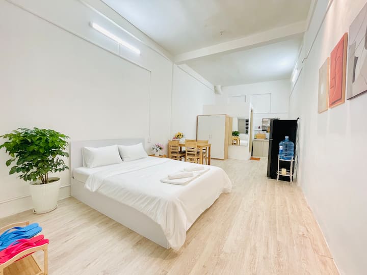 105 Relaxing Stay In The Heart Of Western Street - Vietnam