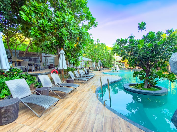 Skyline Serenity By Mountain Park - Pattaya City