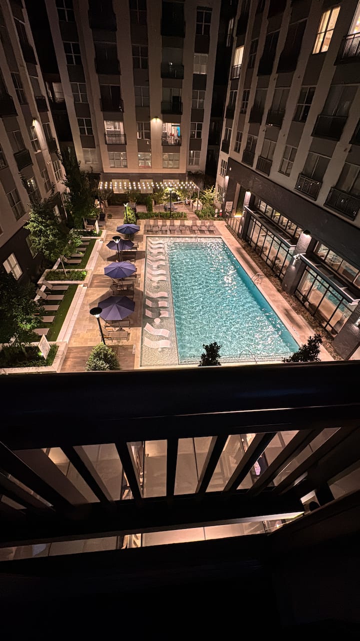 *New* Edgewood’s Finest Lodging - Atlanta, GA