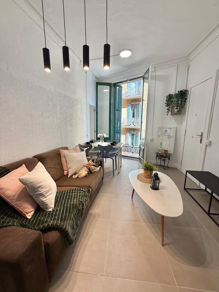 Sweet Flat In Born - Barcelona Parking Included - Barcelona