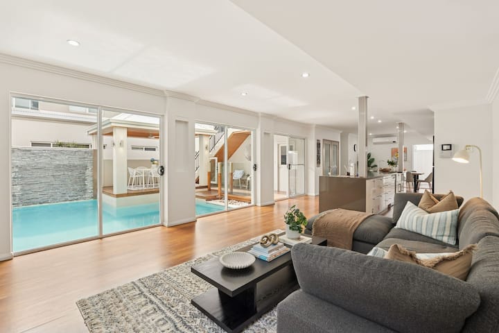 Pool | Sauna | Theatre | Boat Harbour | Kids Toys - Perth