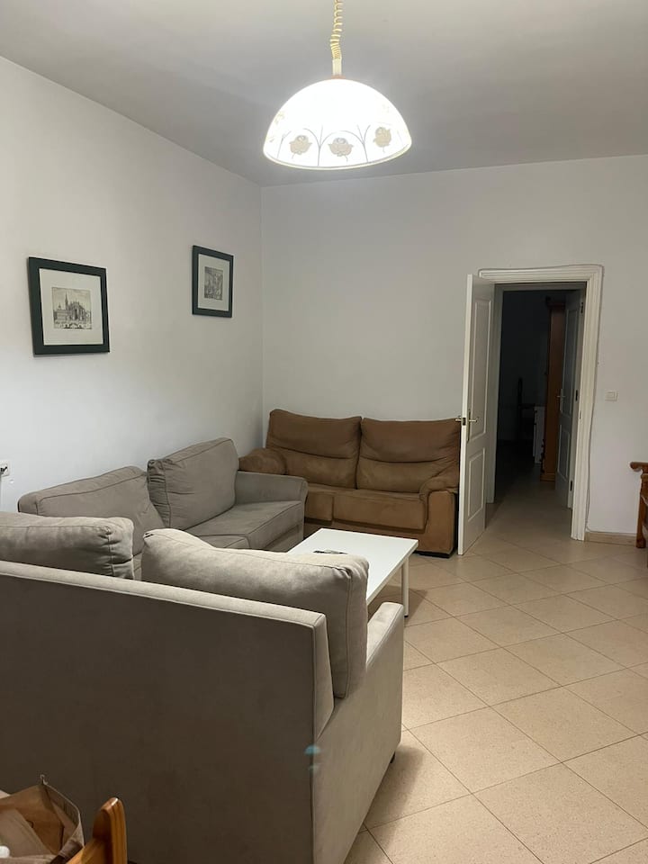 Piso Familiar Reina Mercedes - Sevilla
