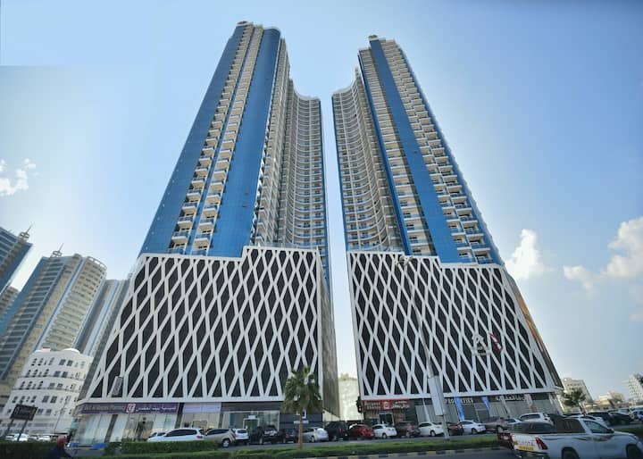 Luxury Apart. With Water View 2 Bhk Al Rashidiya - Sharjah
