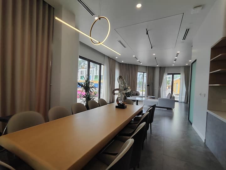 Villa 8 Phòng Ngủ, Mey17, Gần Biển, Hồ Bơi, Gym - Phú Quốc