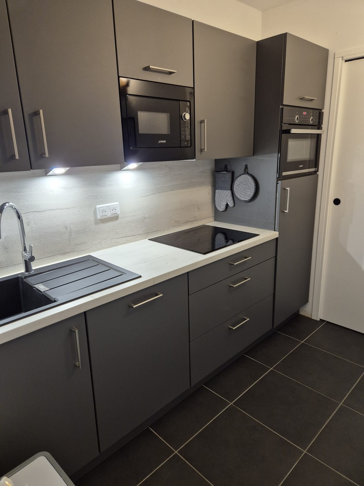 Apartamento T2 a 10 metros de las pistas (dormitorio) - Departamentos ...