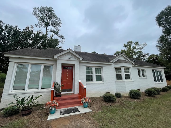Cozy Midtown Stay – Perfect For Med Pros - Albany, GA