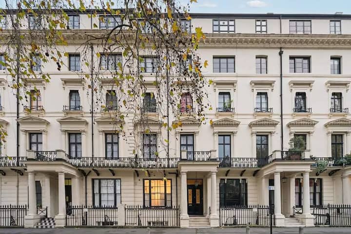 Bright, Spacious Flat In Central Paddington - London