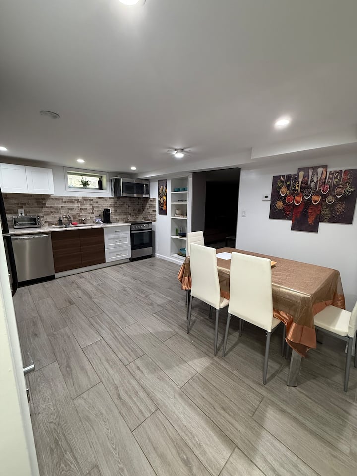 Kosher Full Apartment Heart Of Cedarhurst-walkable - Long Beach, NY