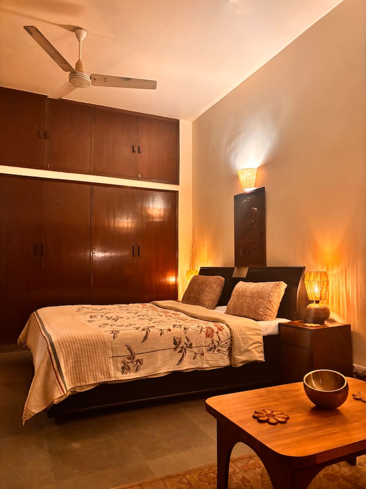 Quiet Studio / South Delhi - New Delhi